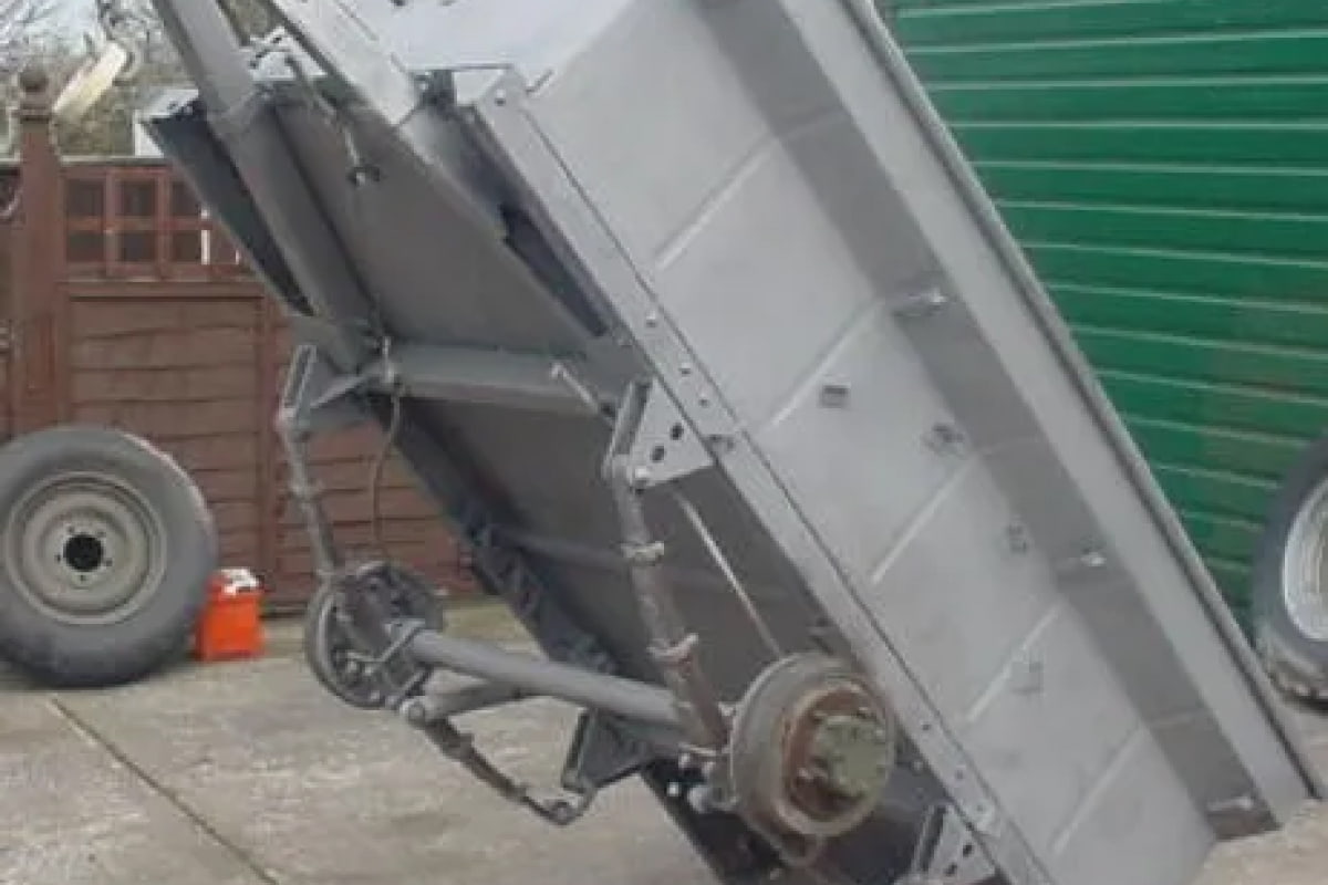 Wet Blasting - 100% Silica-Free | Markley's Precision Company